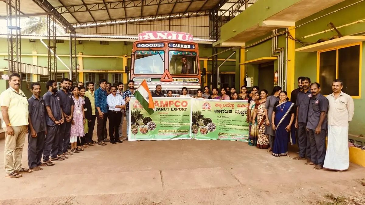 Campco exports 30 tonnes of arecanut to Maldives - Creative Bharat